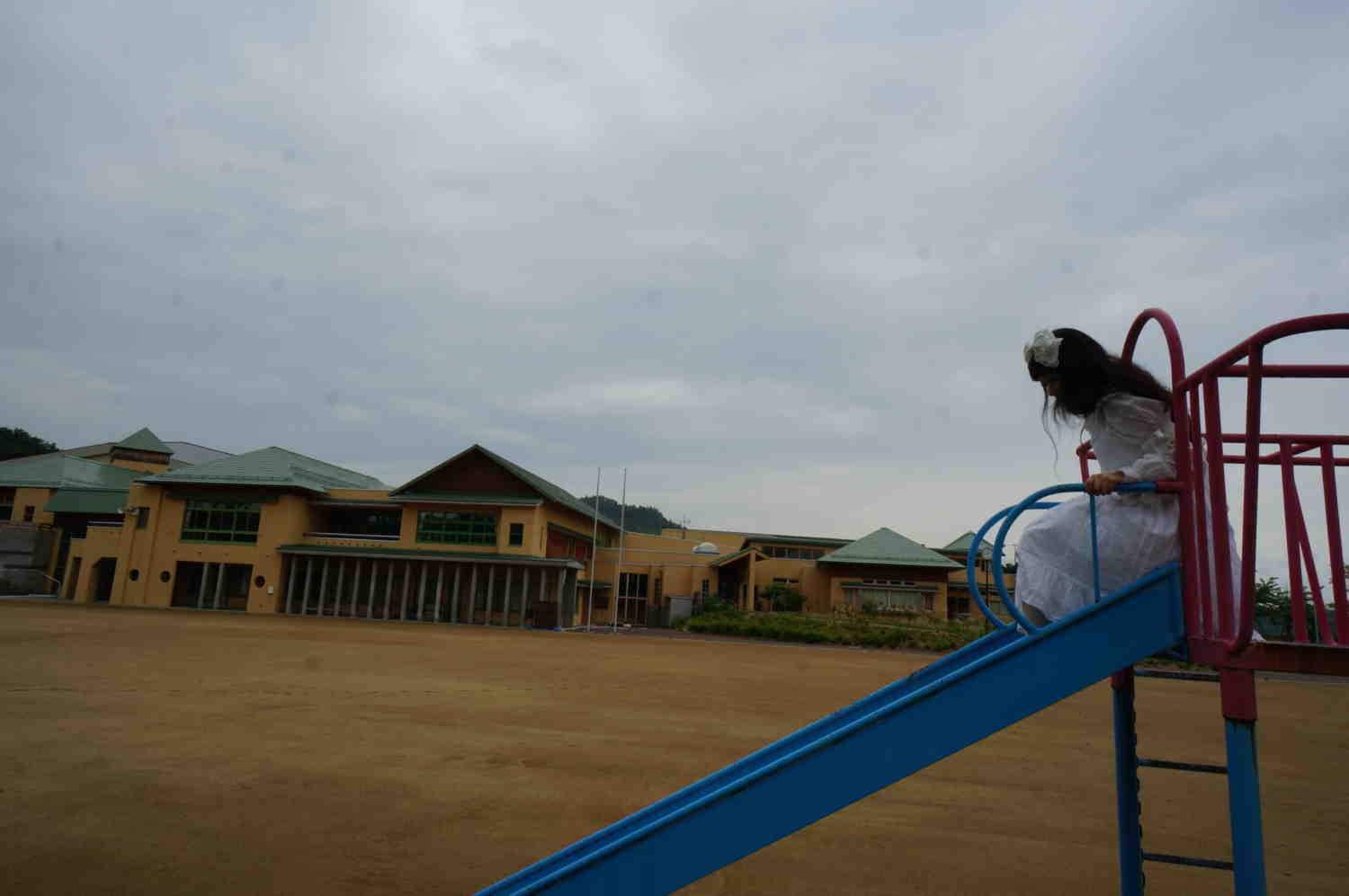 Fukushima NO ALICE: White – Daisuke Takeya